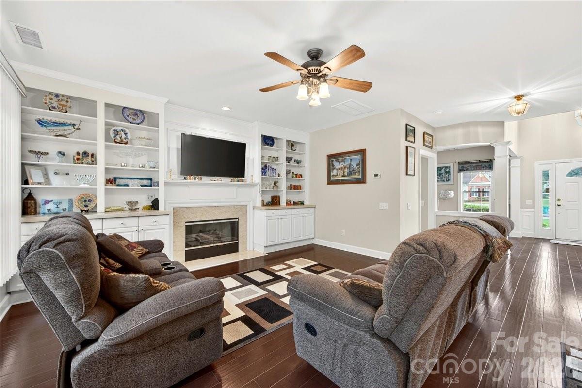 Photo 17 of 10604 Knight Castle Drive60, Charlotte, NC