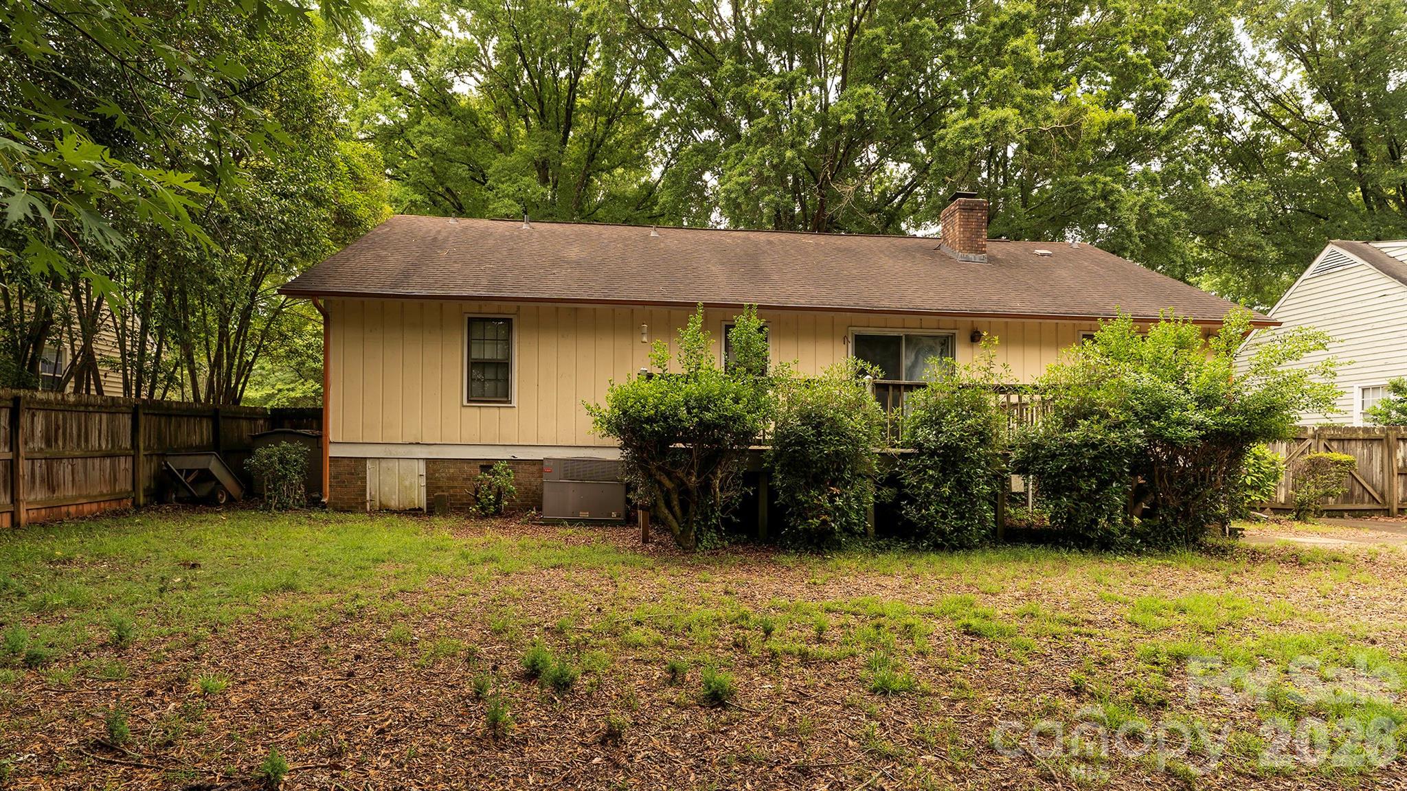 Photo 17 of 1141 Cameo Court, Charlotte, NC