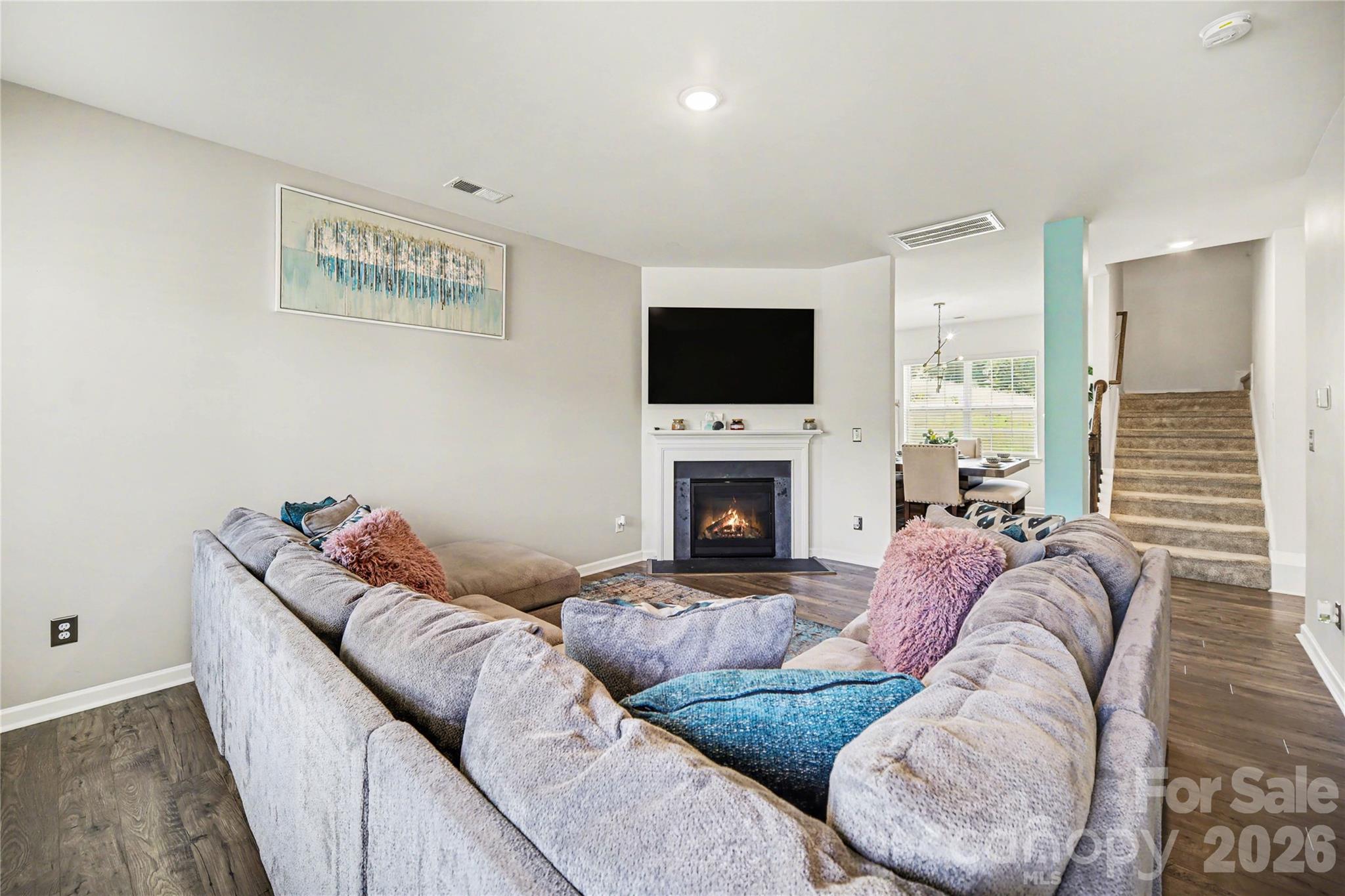 Photo 4 of 828 Larmore Avenue, Charlotte, NC