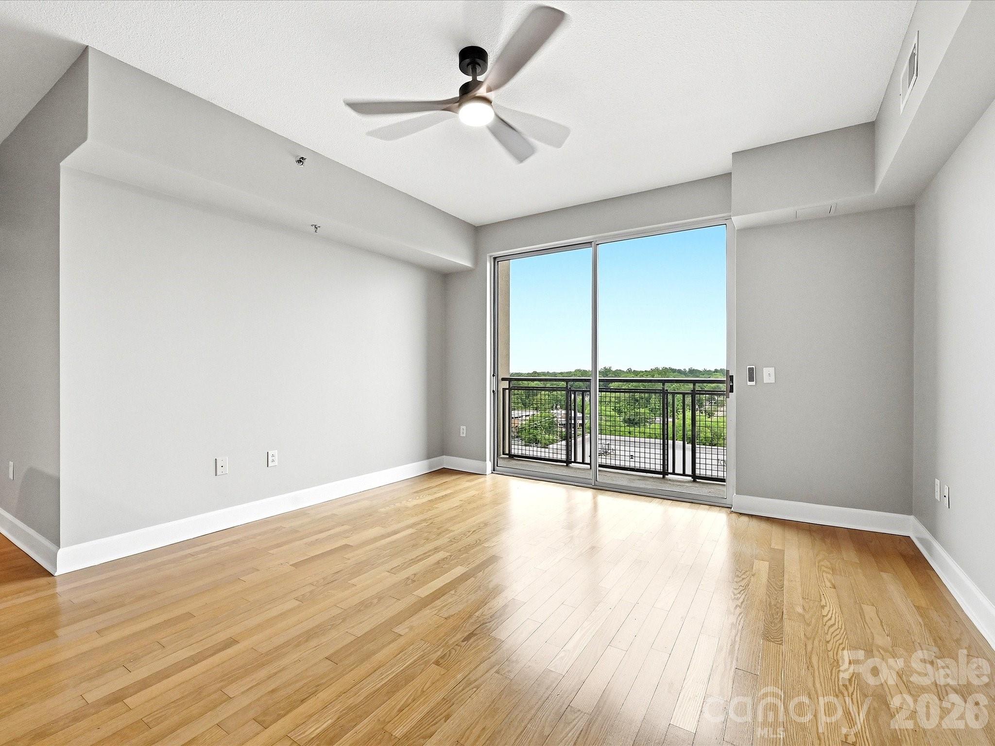 Photo 2 of 1315 East Boulevard813, Charlotte, NC