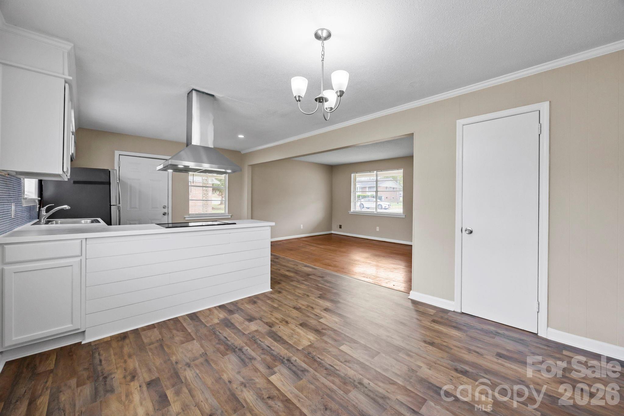 219 Dixon Drive, Columbia, SC - photo 4 of 15
