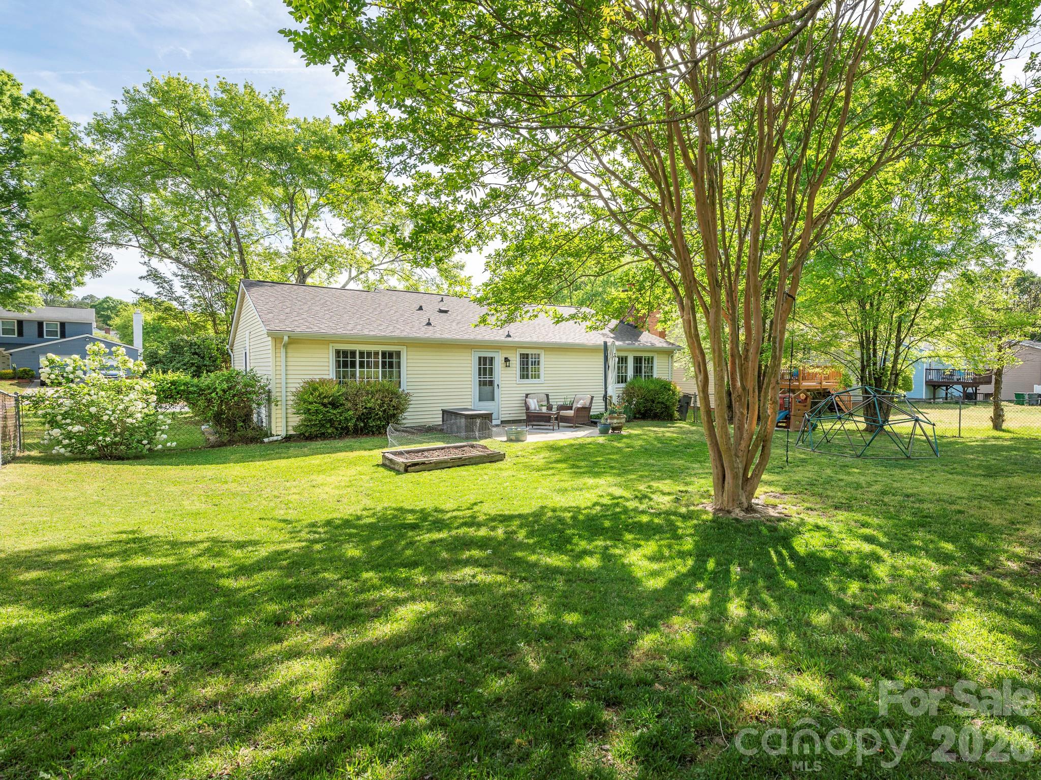 Photo 33 of 11613 Five Cedars Road, Charlotte, NC