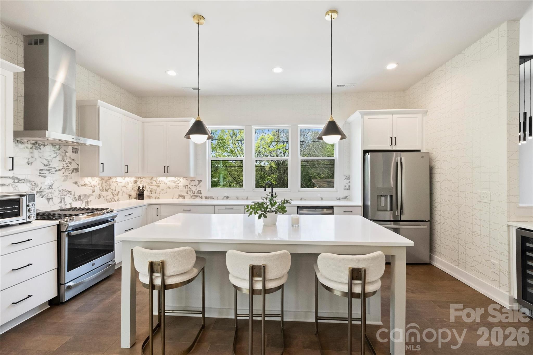 Photo 9 of 1500 Hawthorne LaneA, Charlotte, NC