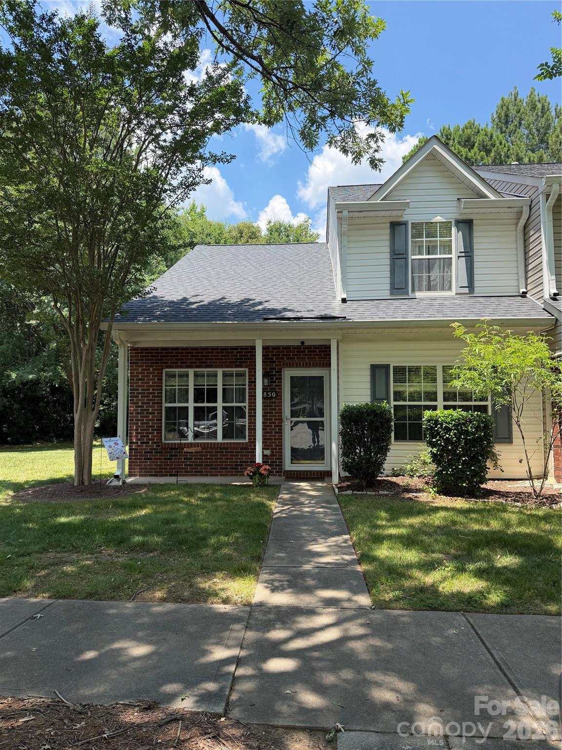 Home for sale at 2850 Mayer House Court, Charlotte, NC — photo 1 of 25