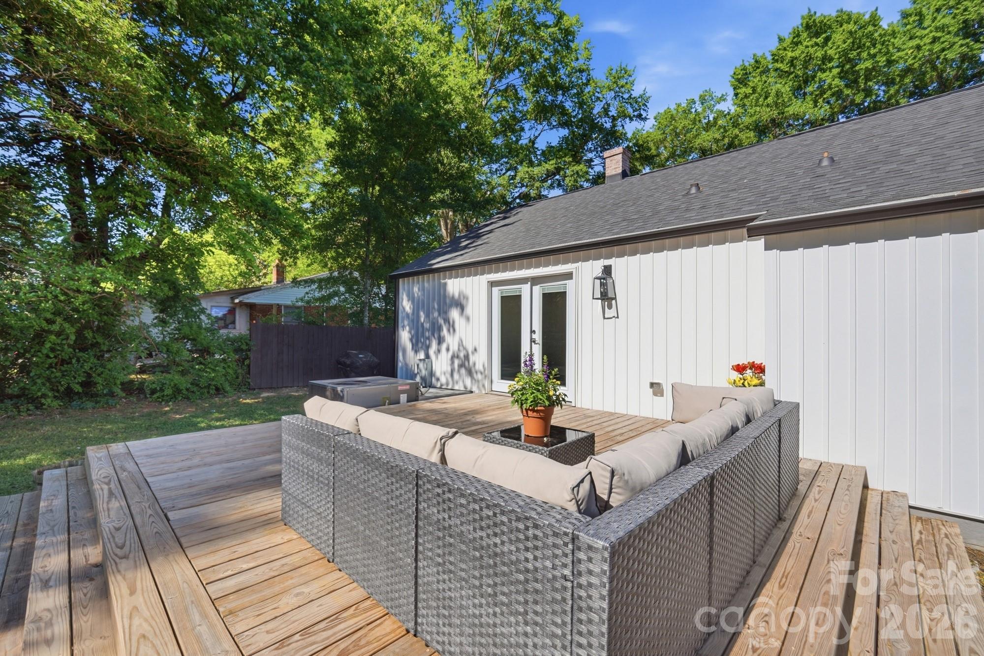 912 Laura Avenue, Kannapolis, NC - photo 5 of 27