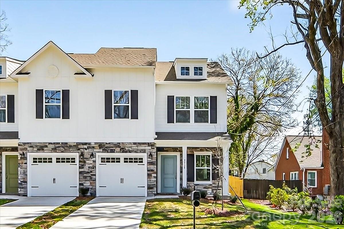 2028 Mandarin Boulevard, Charlotte, NC - photo 1 of 31