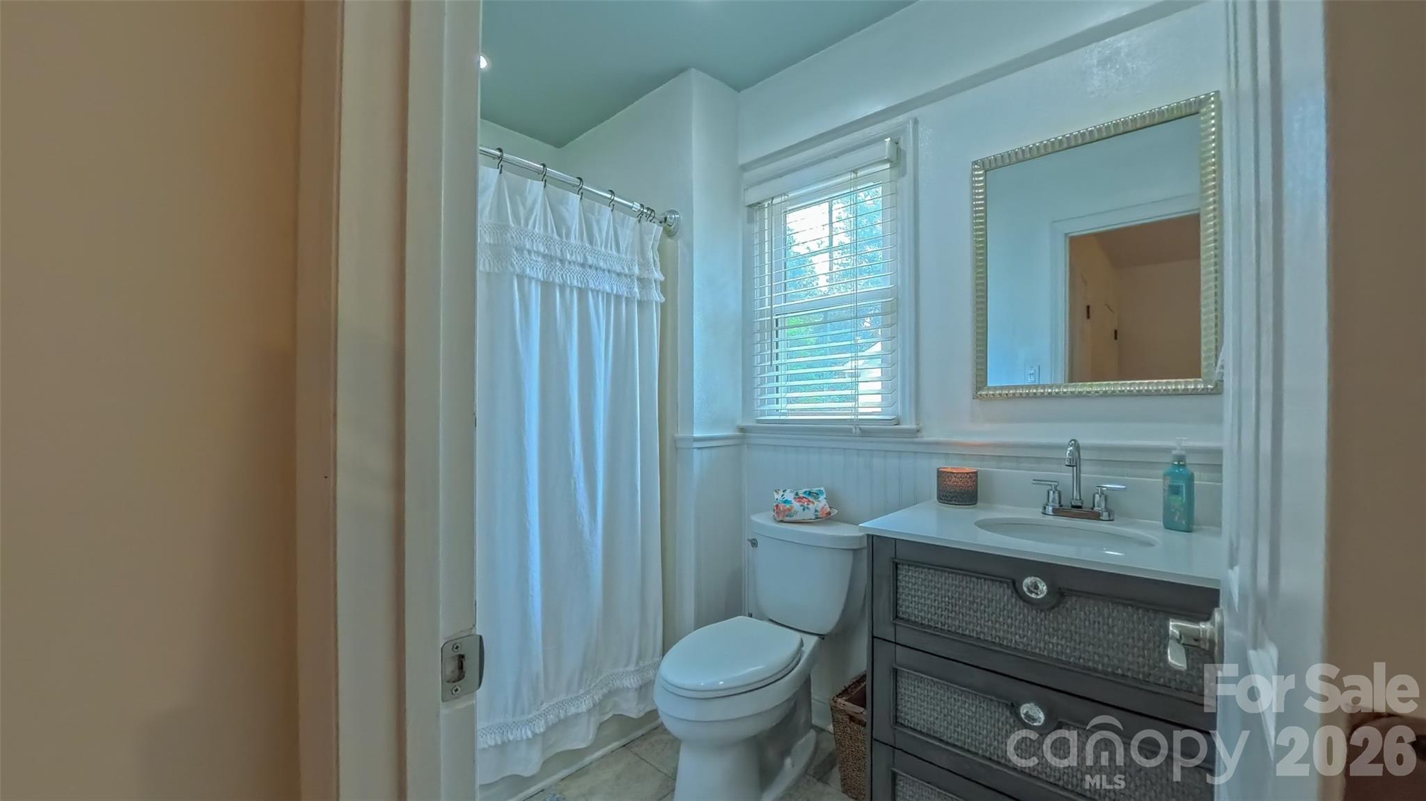 Photo 19 of 2425 Turnberry Lane, Charlotte, NC
