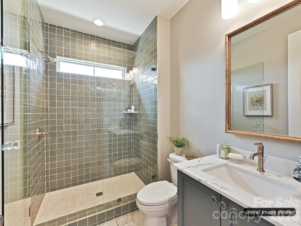 Photo 31 of 3137 Country Club Drive, Charlotte, NC