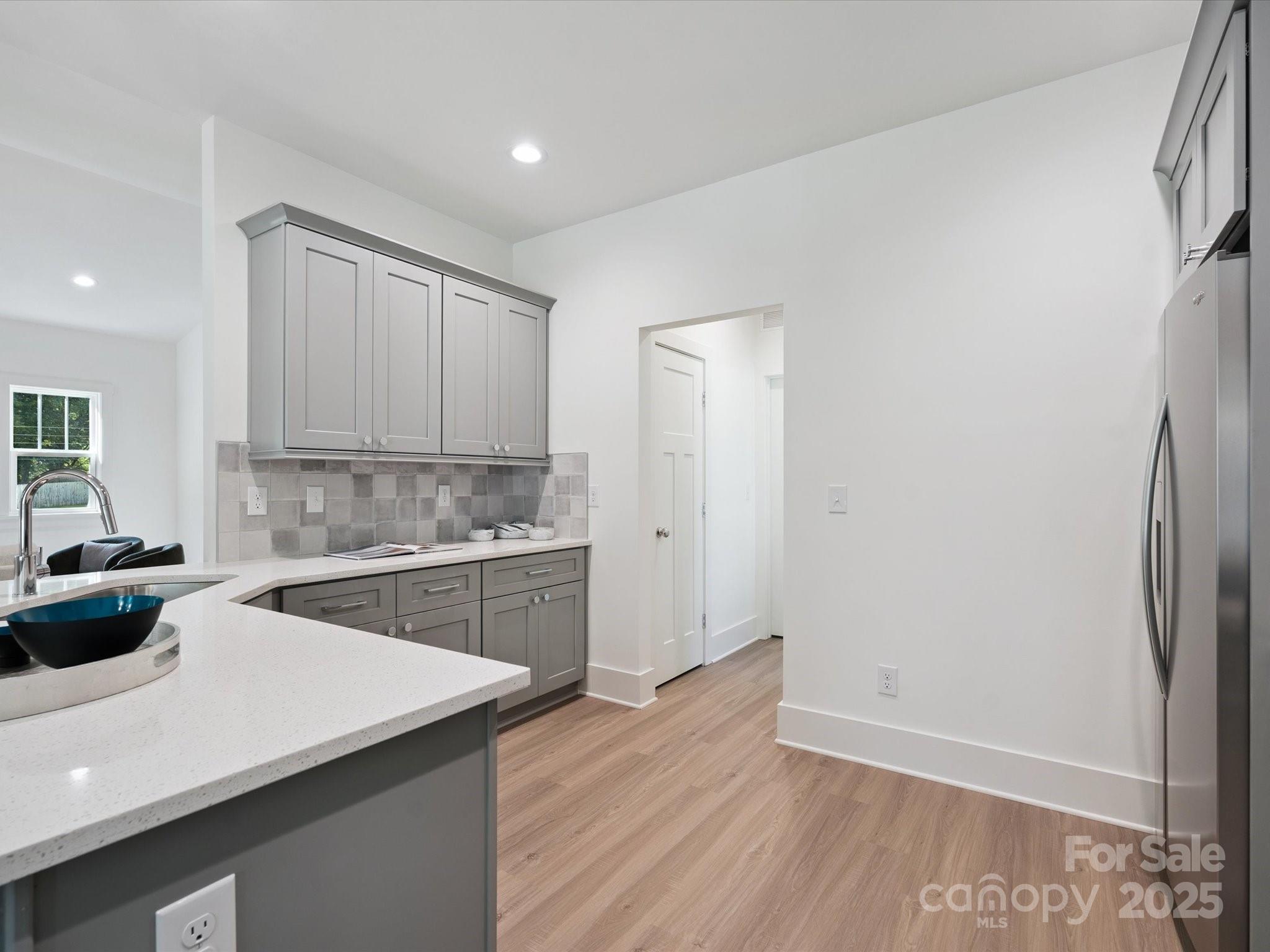 Photo 12 of 4111 Rutgers Avenue, Charlotte, NC