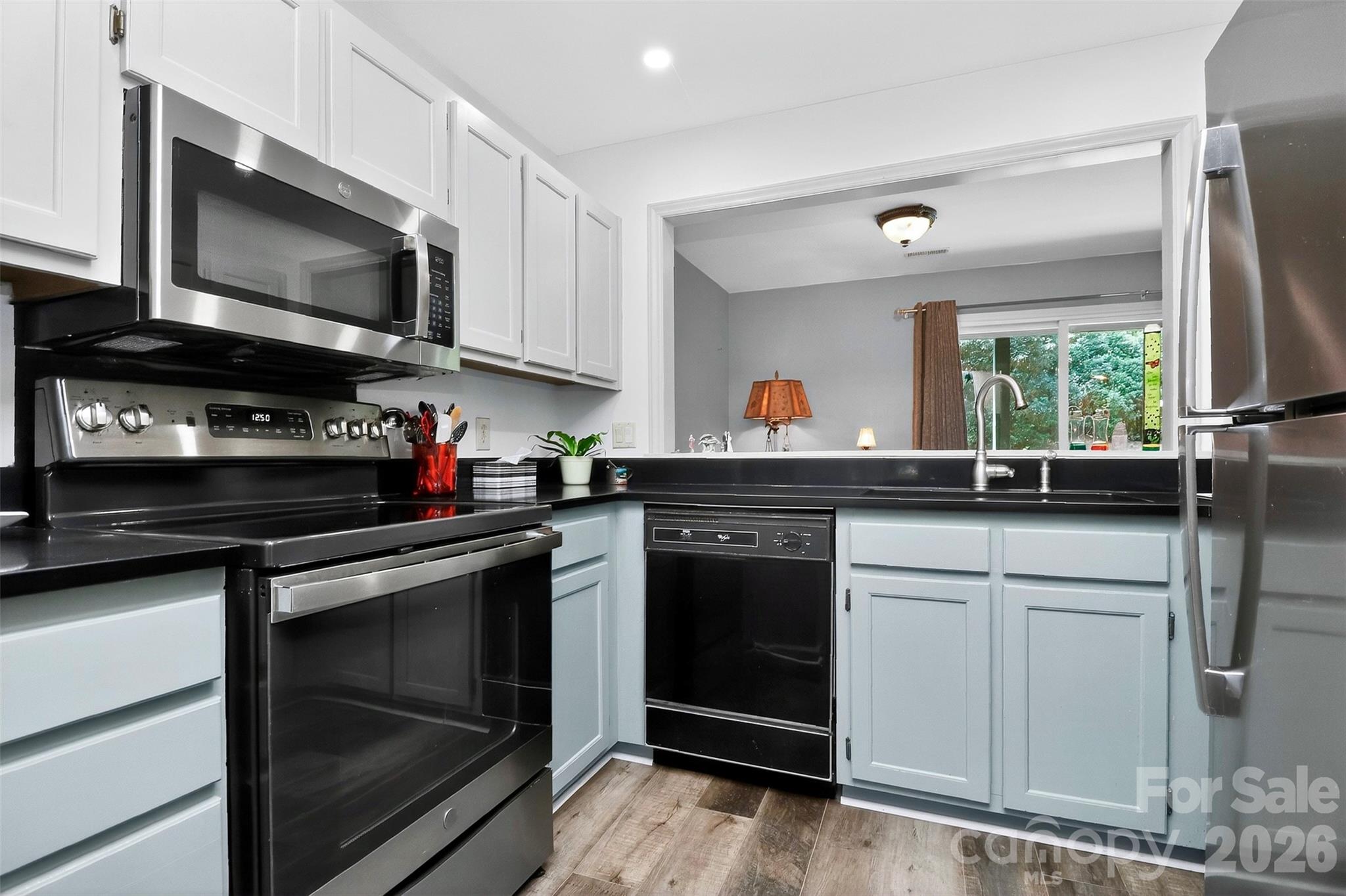Photo 12 of 9232 Kings Canyon Drive, Charlotte, NC