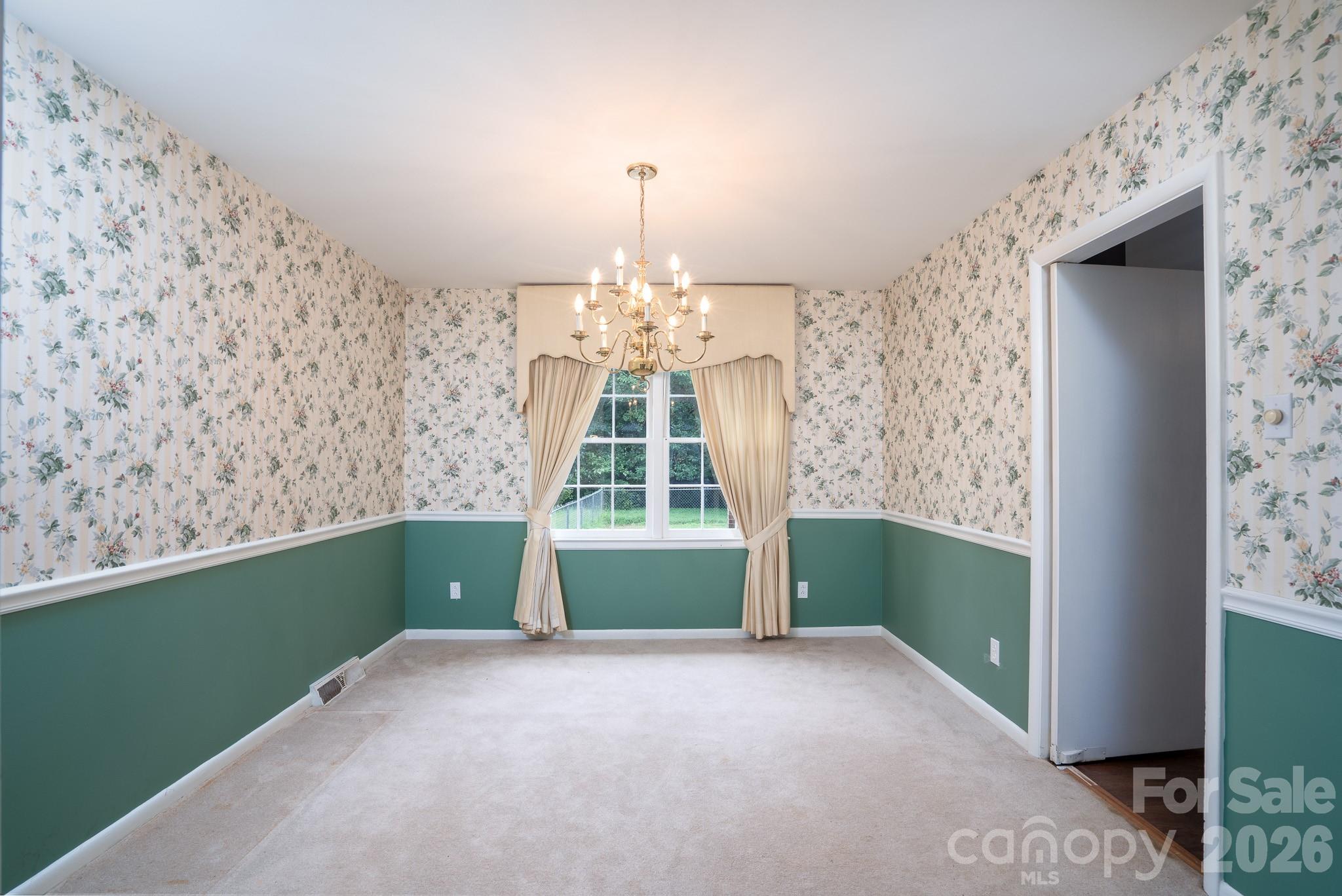 Photo 9 of 5742 faulconbridge Road, Charlotte, NC