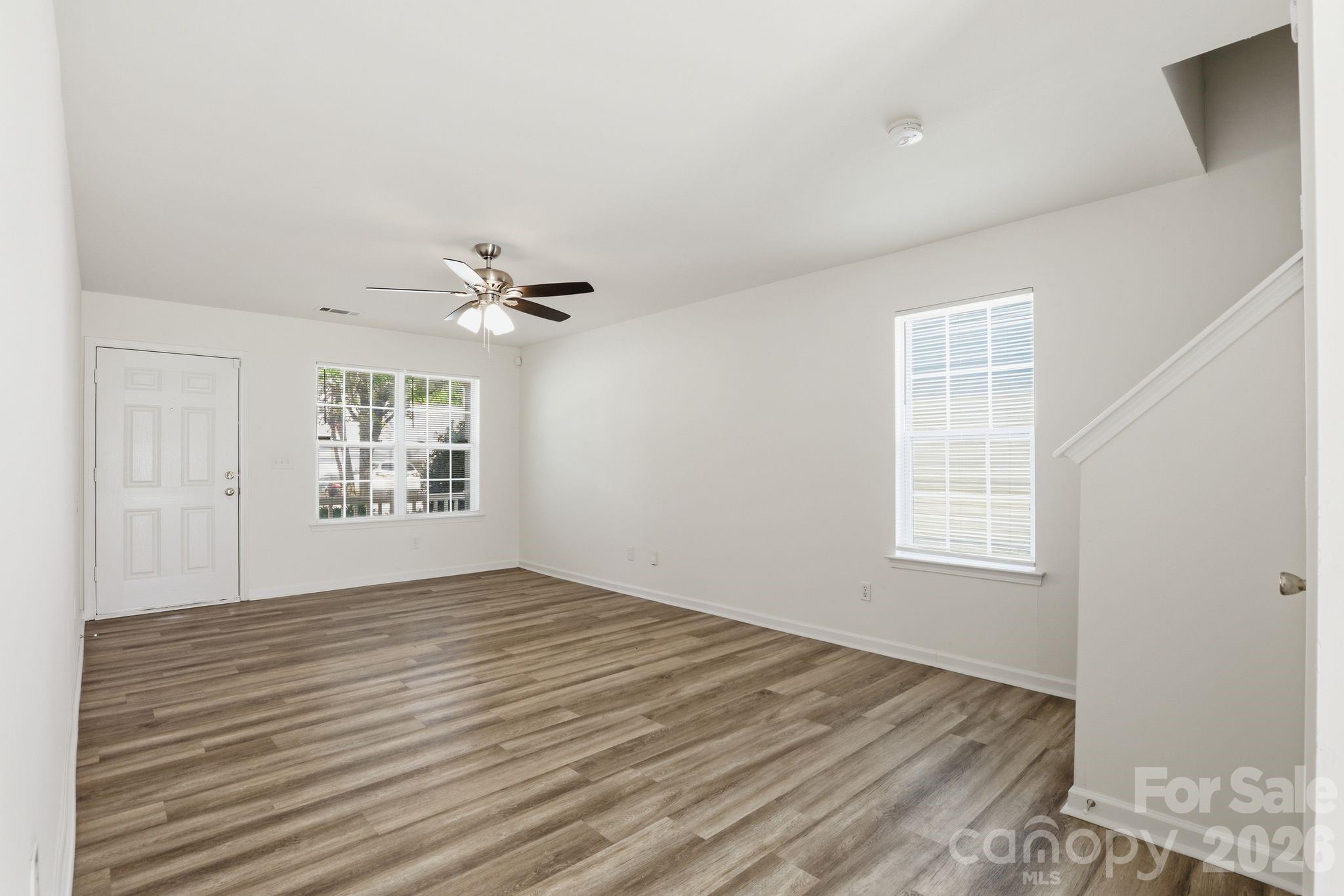Photo 5 of 5623 Henderson Oaks Drive, Charlotte, NC