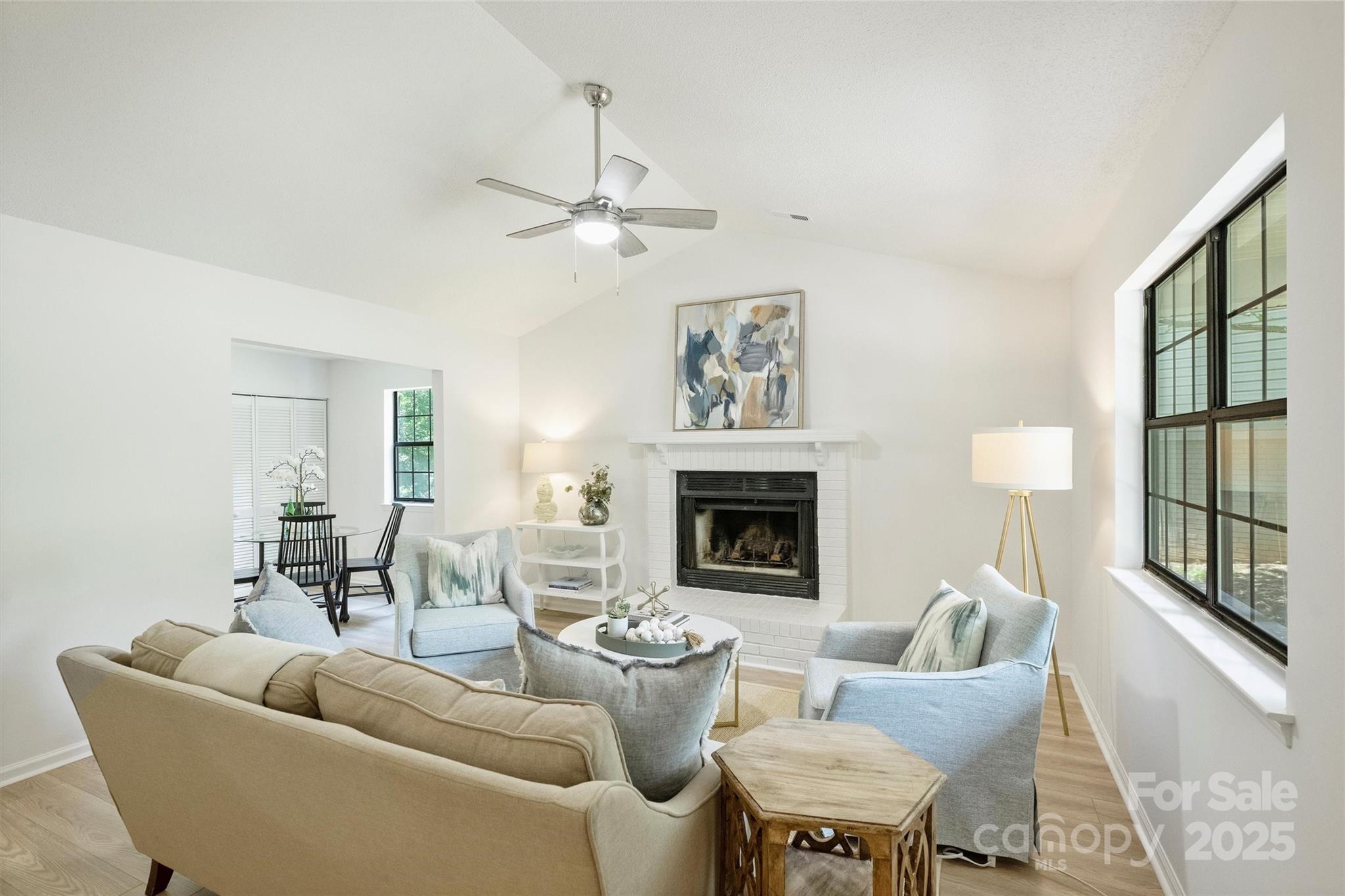 6115 Coltswood Court, Charlotte, NC - photo 5 of 39