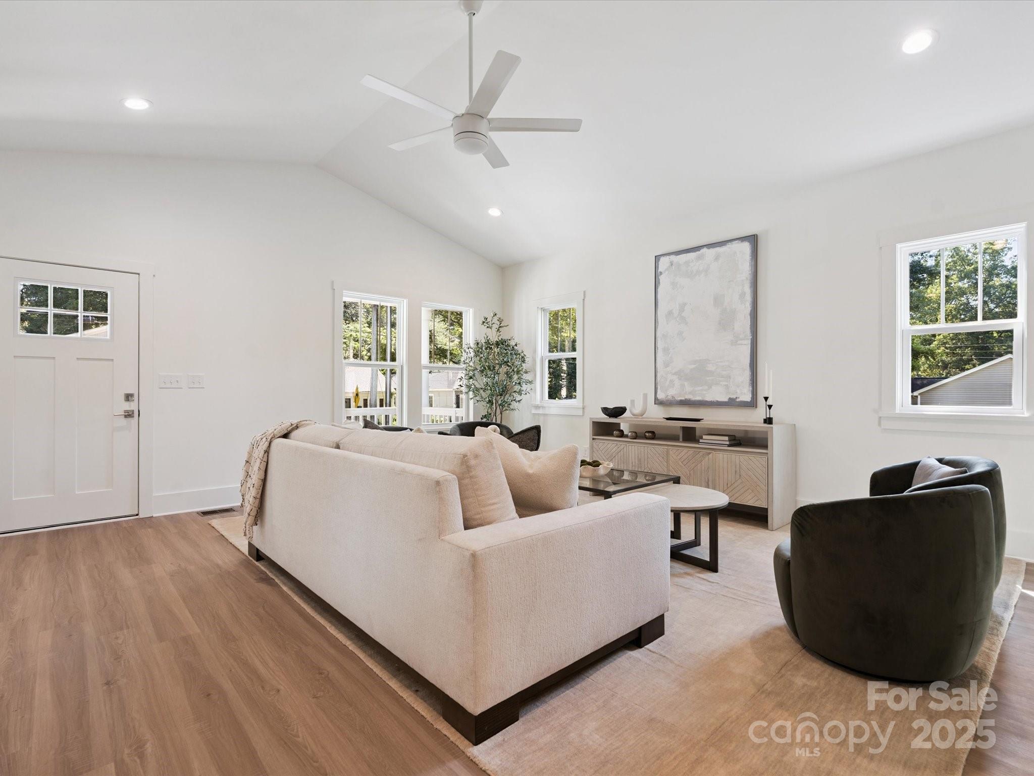 Photo 14 of 4111 Rutgers Avenue, Charlotte, NC