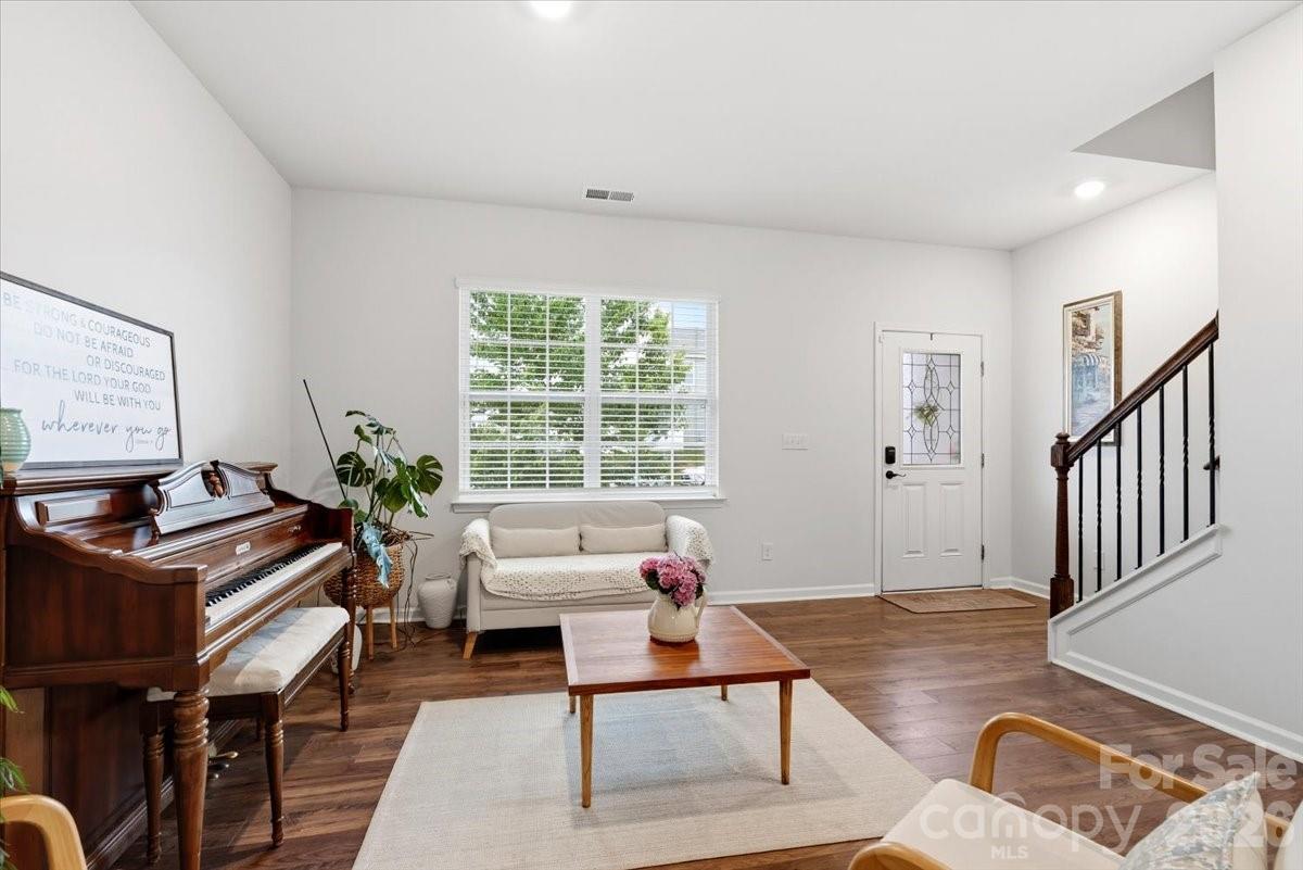Photo 5 of 8022 Rowling Drive, Charlotte, NC