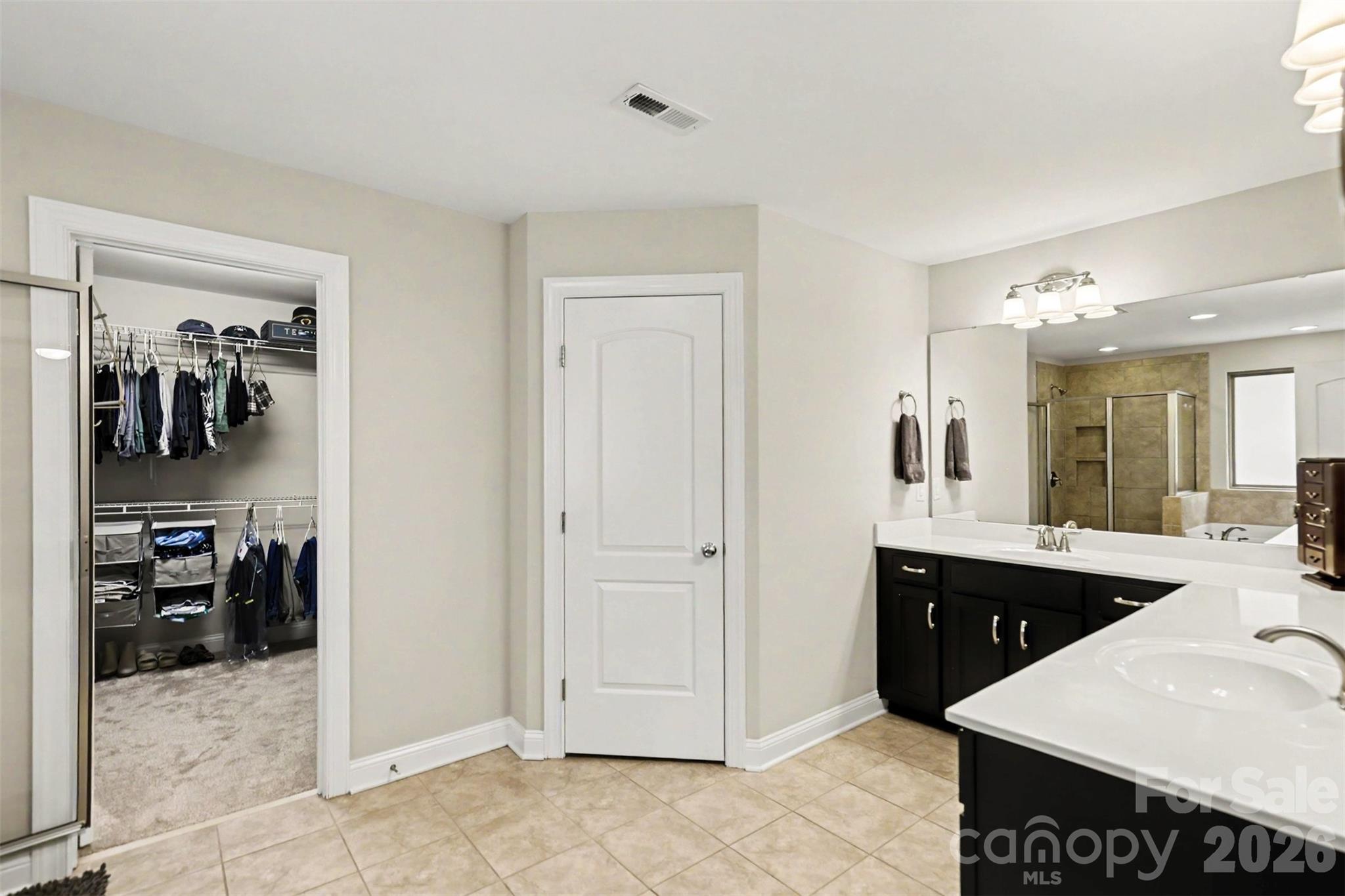 Photo 24 of 16524 Crosshaven Drive, Charlotte, NC