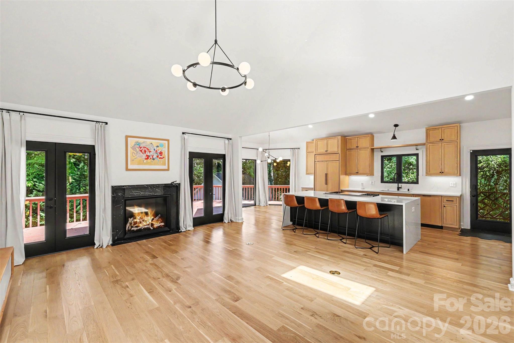 Home for sale at 5123 Randolph Road, Charlotte, NC — photo 8 of 44