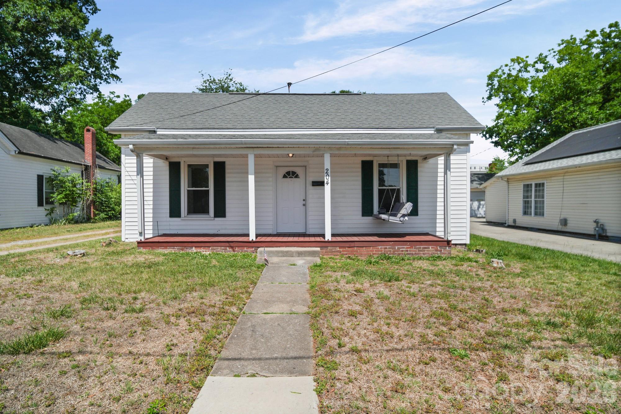 204 S East Avenue, Kannapolis, NC - photo 2 of 45