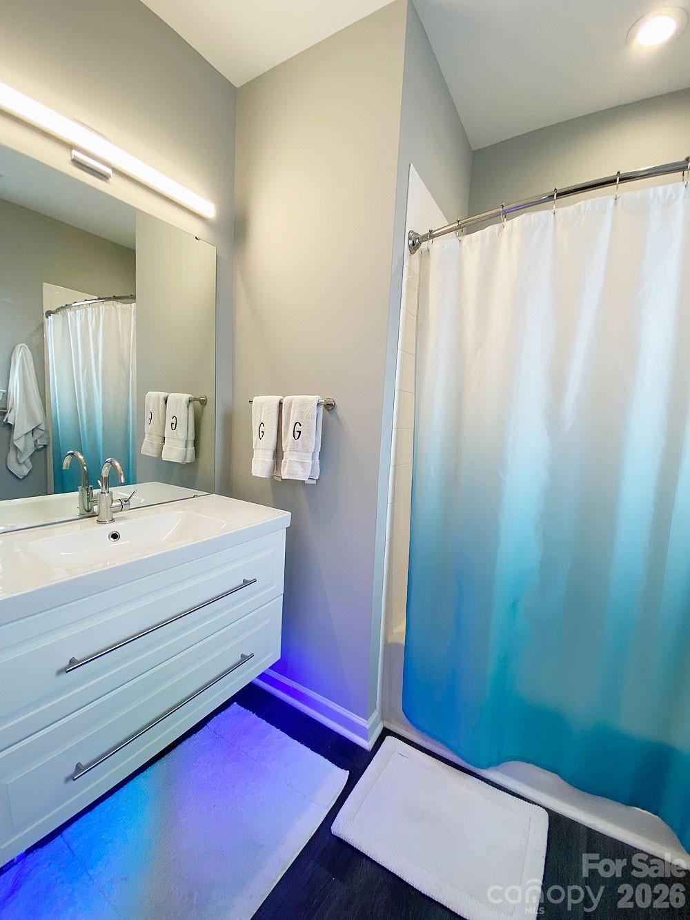 Photo 11 of 446 W Worthington Avenue, Charlotte, NC