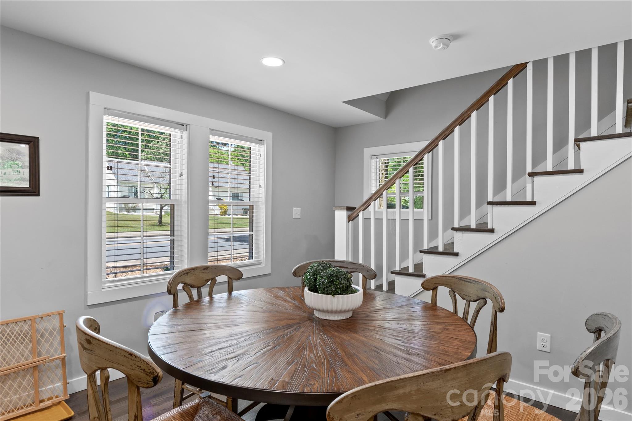 706 Elk Spur Street, Elkin, NC - photo 8 of 34