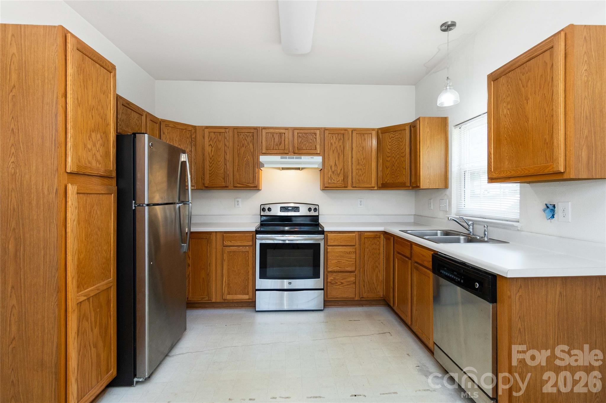 Photo 10 of 740 Aberdeen Glen Place, Charlotte, NC