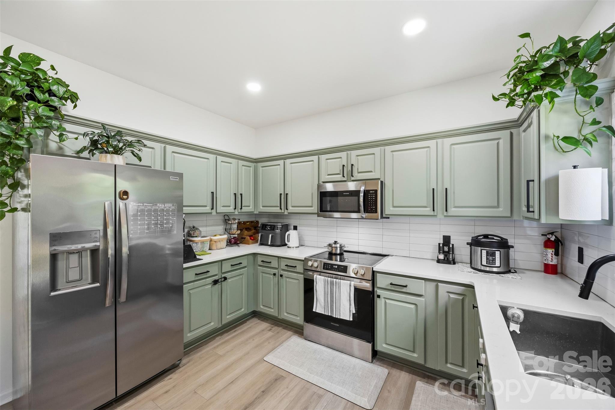 6058 Ironwood Court, Harrisburg, NC - photo 12 of 39