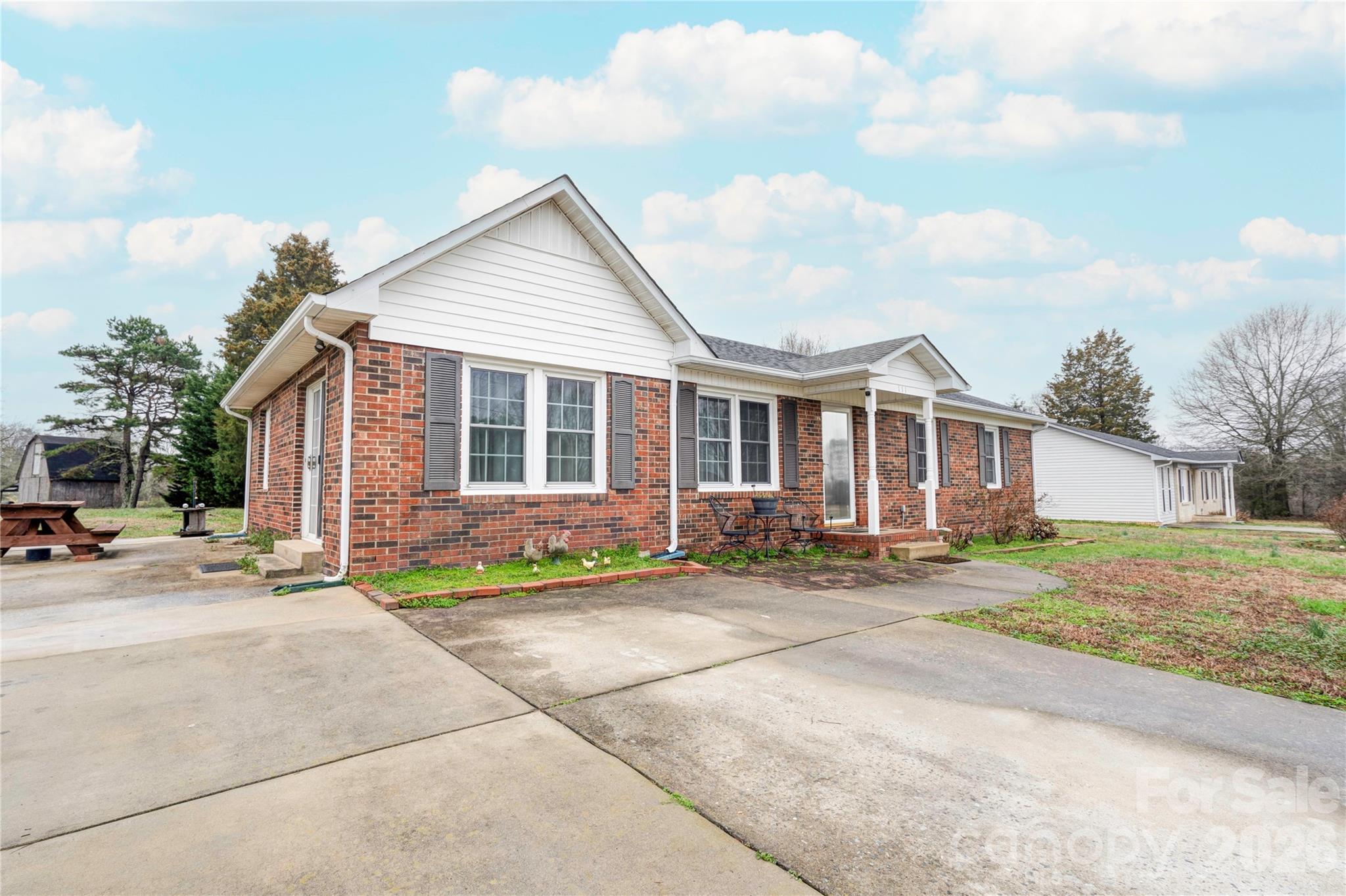 111 Hicks Road, Grover, NC - photo 2 of 36