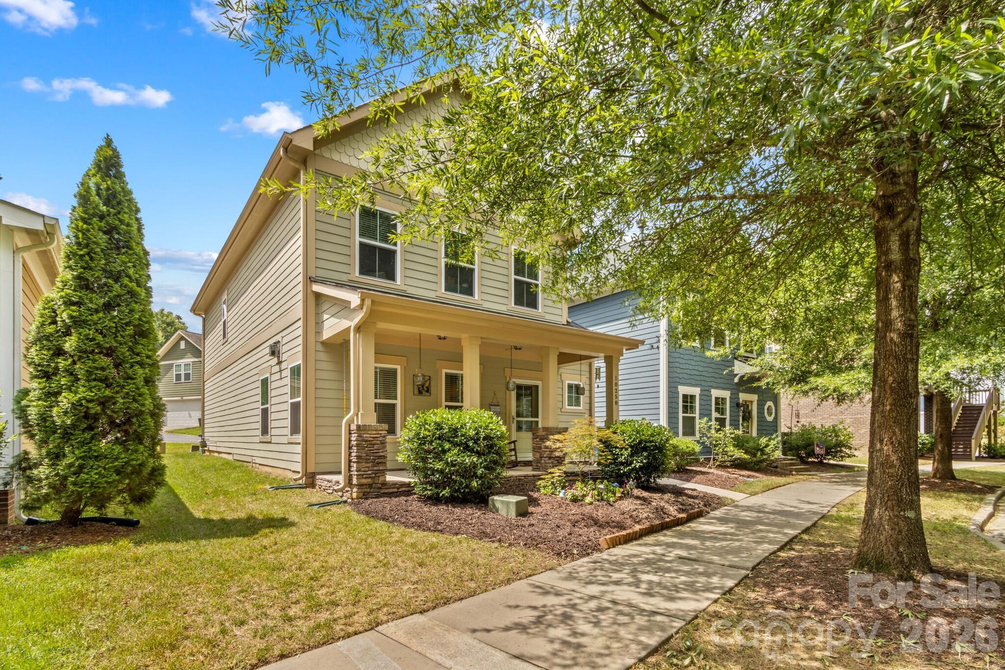 Photo 3 of 10258 Vanguard Parkway, Huntersville, NC