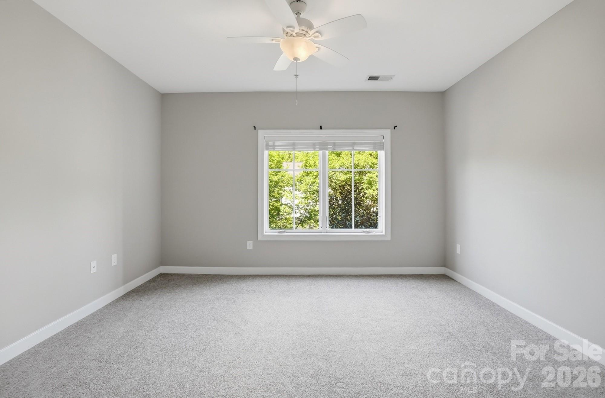 Photo 11 of 1829 Kenilworth Avenue204, Charlotte, NC