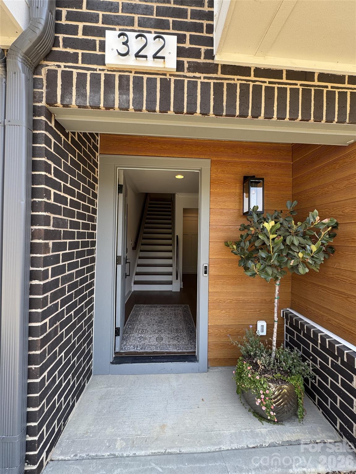 322 E Cama Street, Charlotte, NC