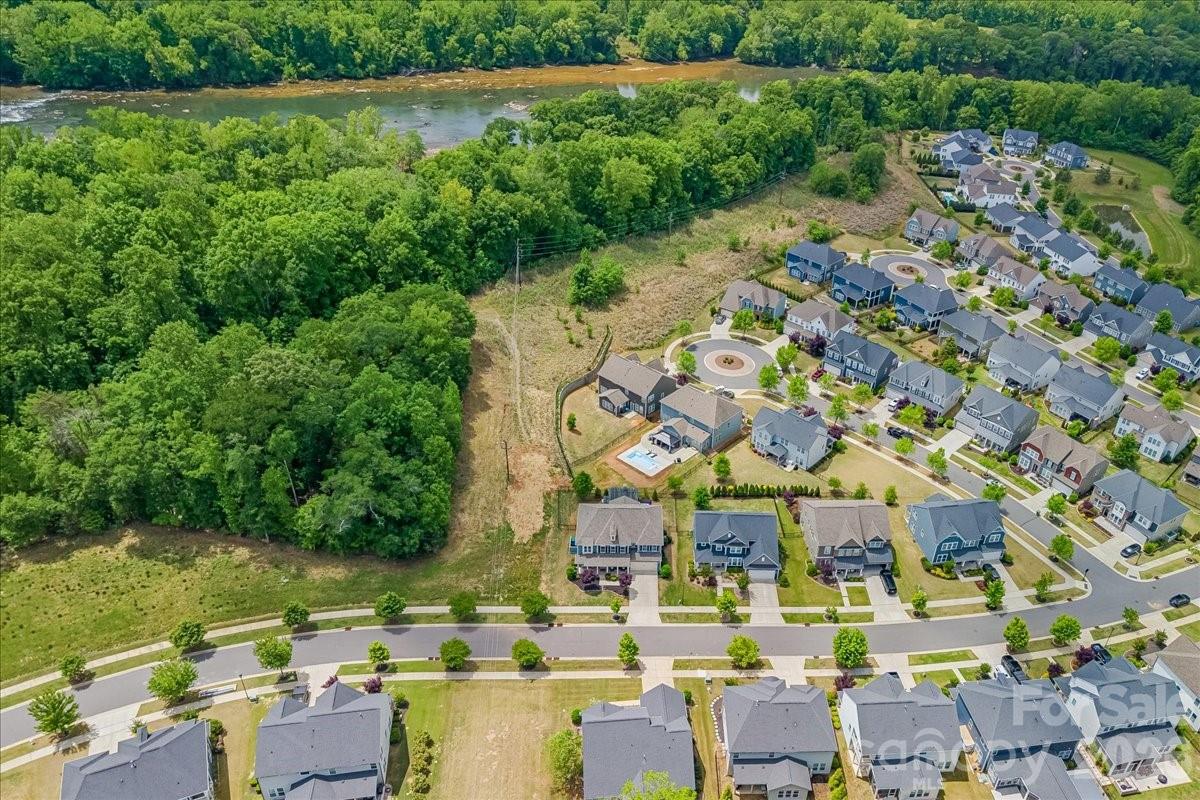 1135 Weir Court, Fort Mill, SC - photo 4 of 46