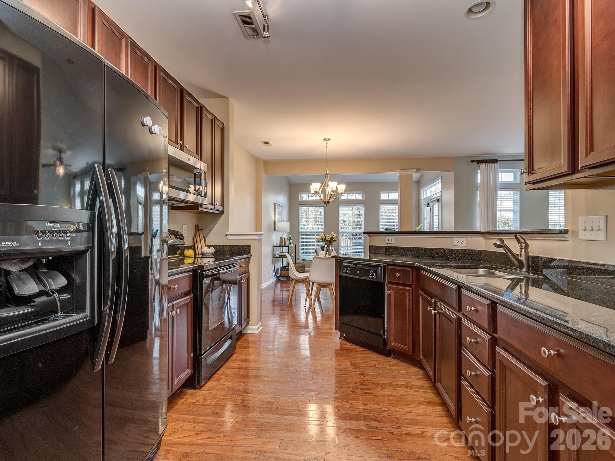 Photo 10 of 5922 Union Pacific Avenue, Charlotte, NC