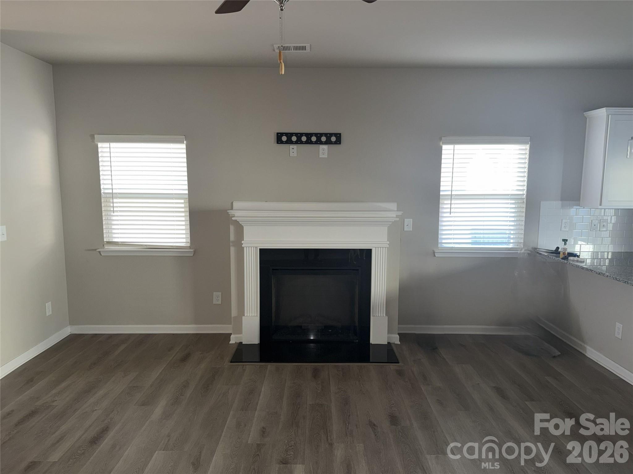 Photo 4 of 4112 Stoneygreen Lane, Charlotte, NC