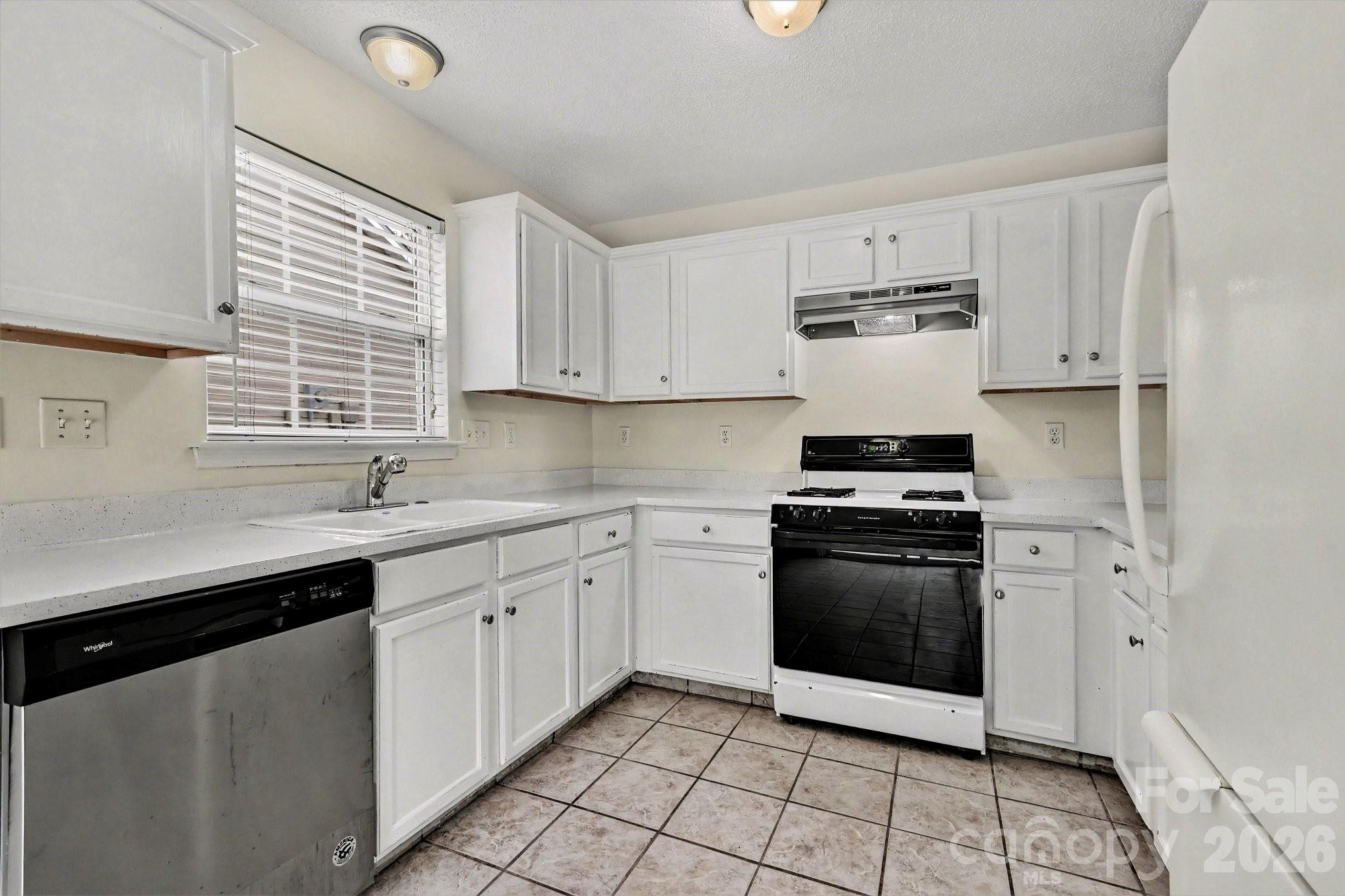 Photo 7 of 3218 Silver Spur Court, Charlotte, NC