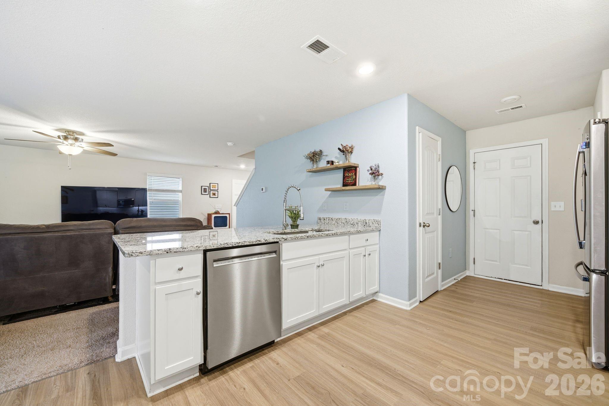 Photo 14 of 565 Hawley Street, Charlotte, NC