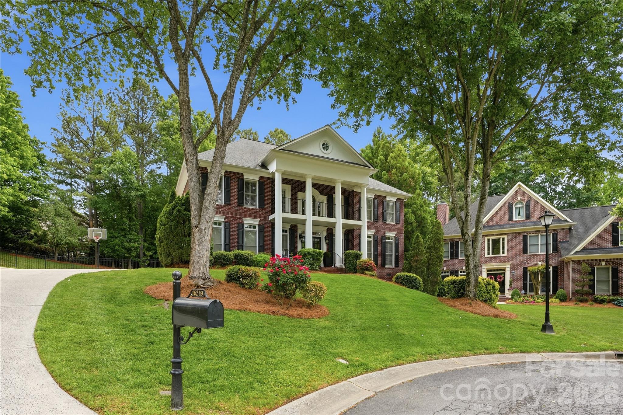 Photo 2 of 16219 Millsford Court, Charlotte, NC