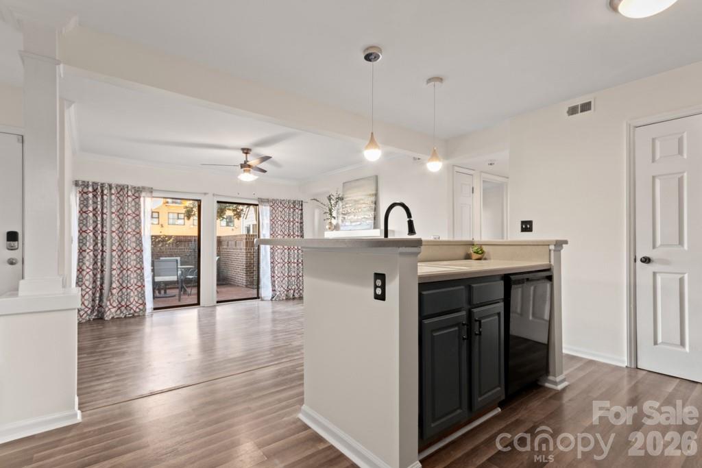 Photo 6 of 212 W 10th Street, Charlotte, NC