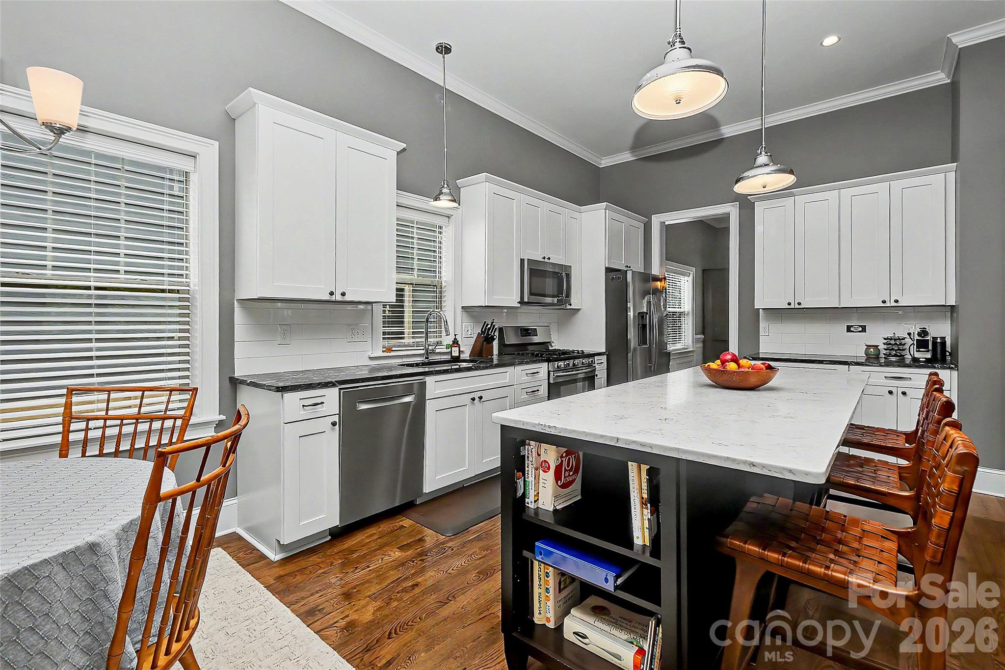 Photo 17 of 3205 N Mcdowell Street, Charlotte, NC