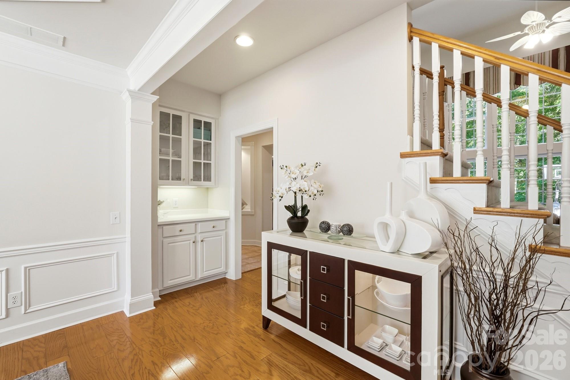Photo 9 of 4814 King Arthur Drive, Charlotte, NC