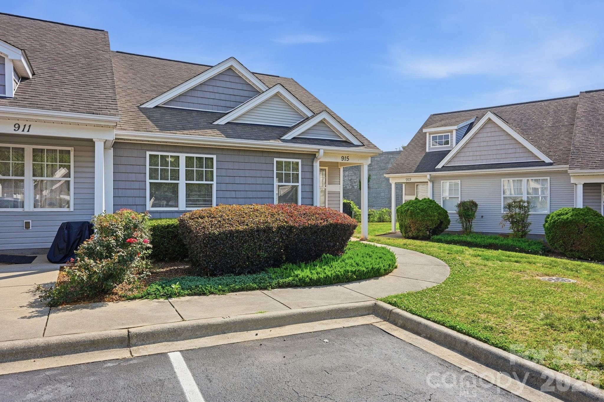 915 Barracuda Avenue, Statesville, NC - photo 1 of 26