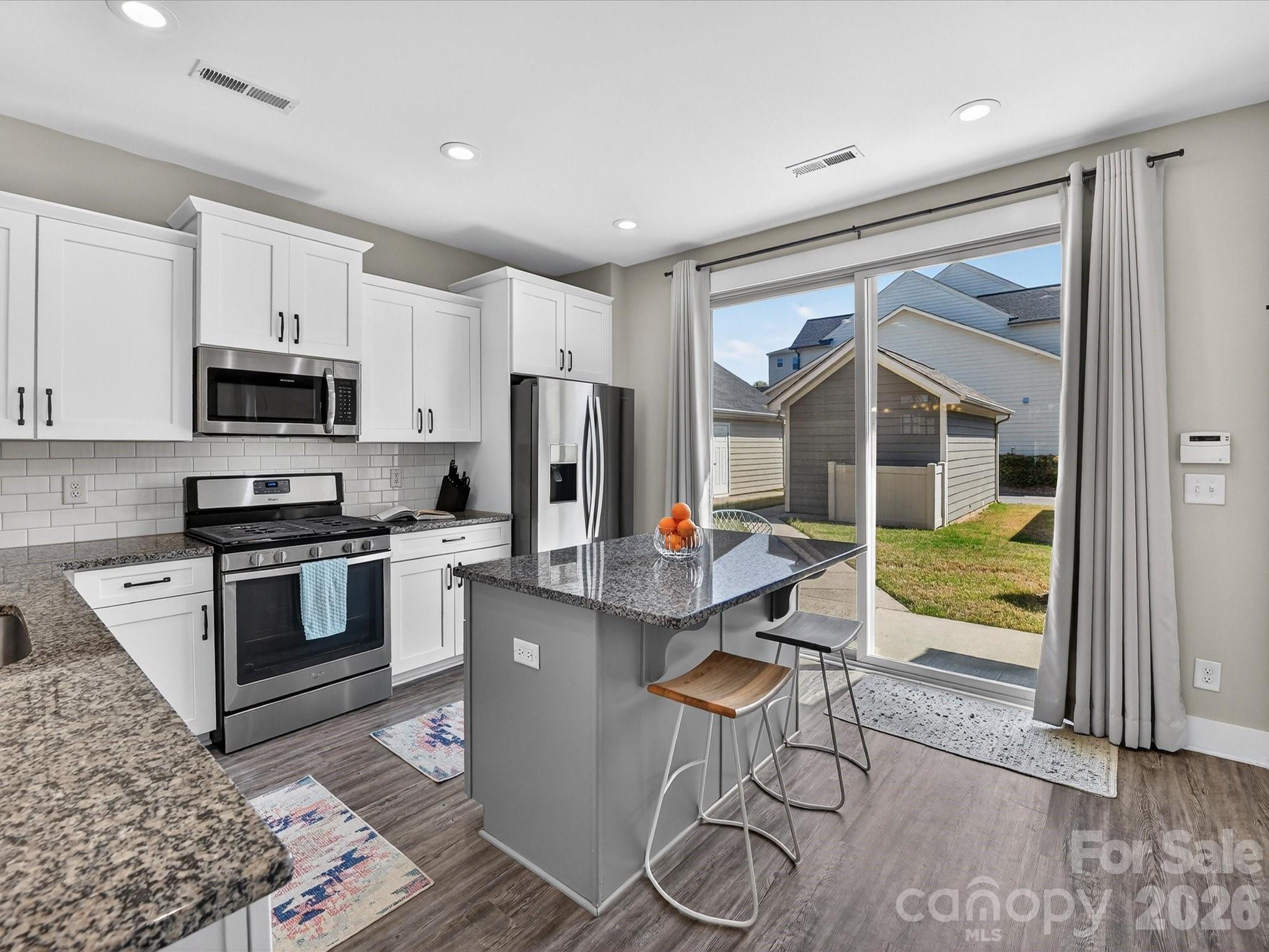 Photo 5 of 2718 Tranquil Oak Place, Charlotte, NC