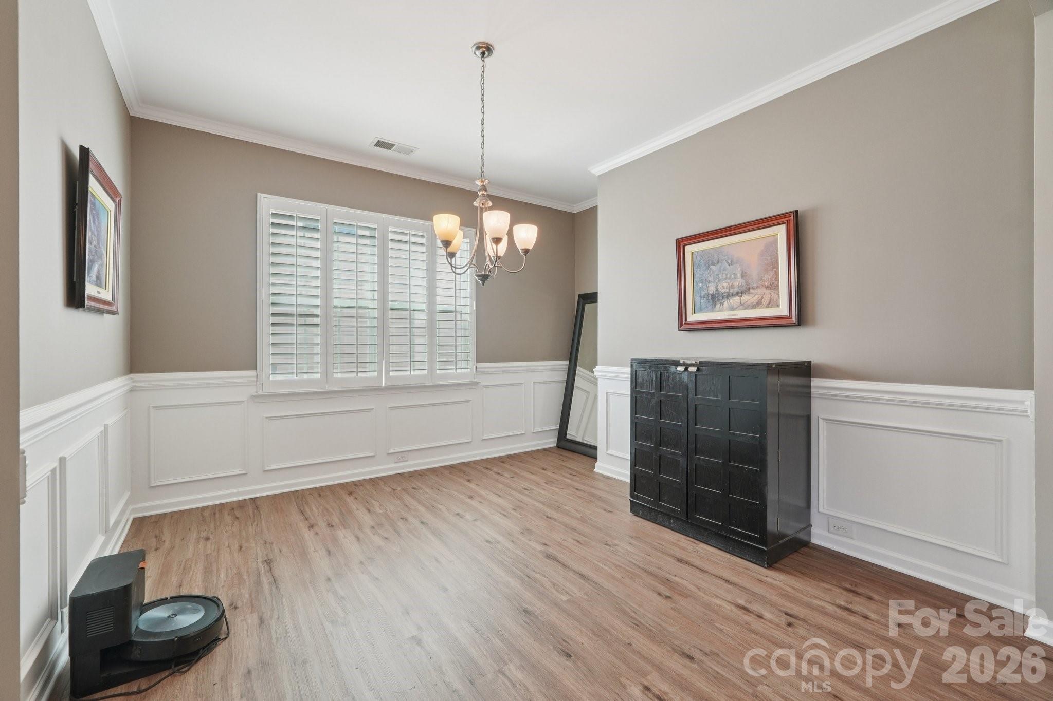 5016 Riverdale Drive, Charlotte, NC - photo 6 of 40