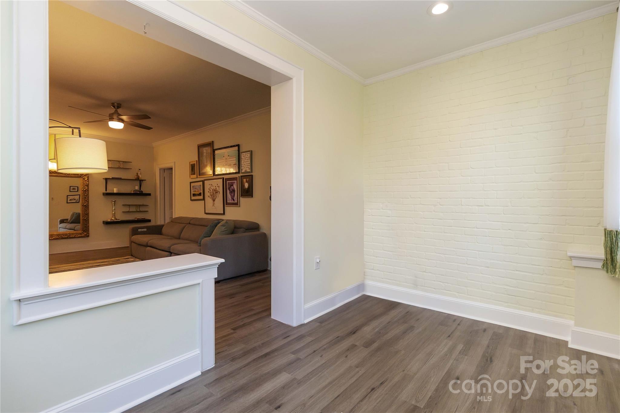 Photo 22 of 811 E Morehead Street6, Charlotte, NC