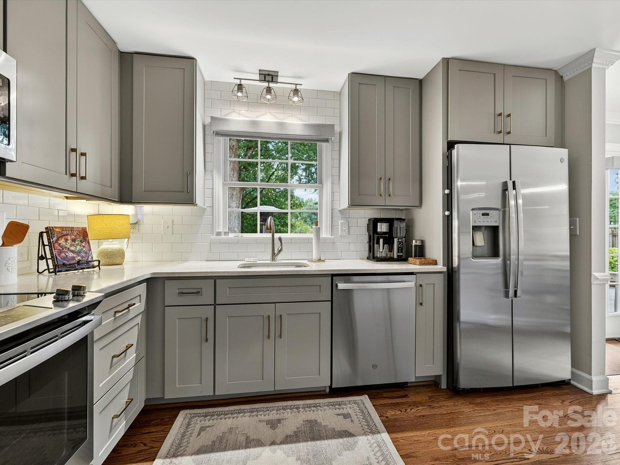 Photo 8 of 7531 Whistlestop Road, Charlotte, NC