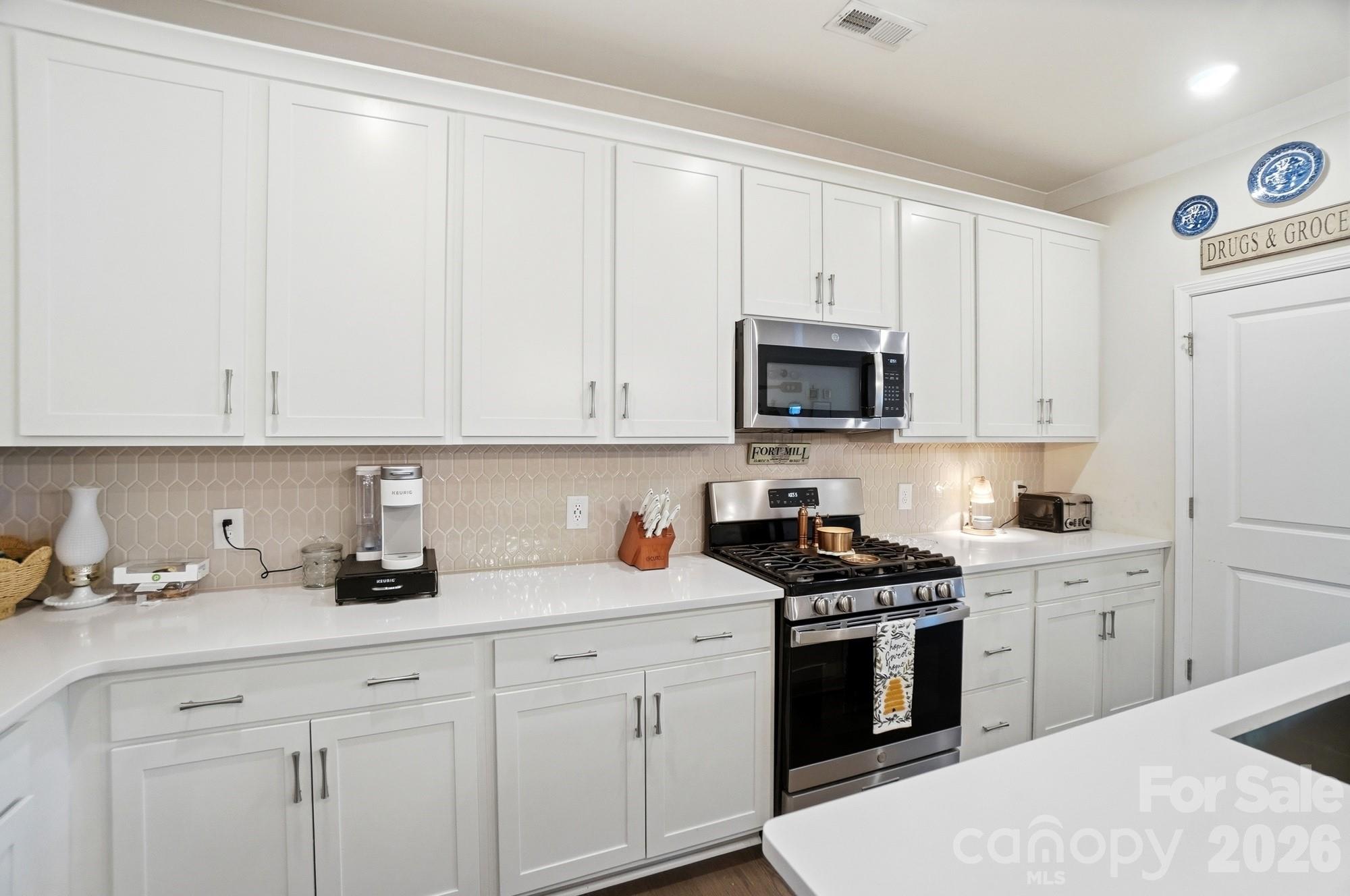 537 Madison Falls Court, Fort Mill, SC - photo 17 of 48