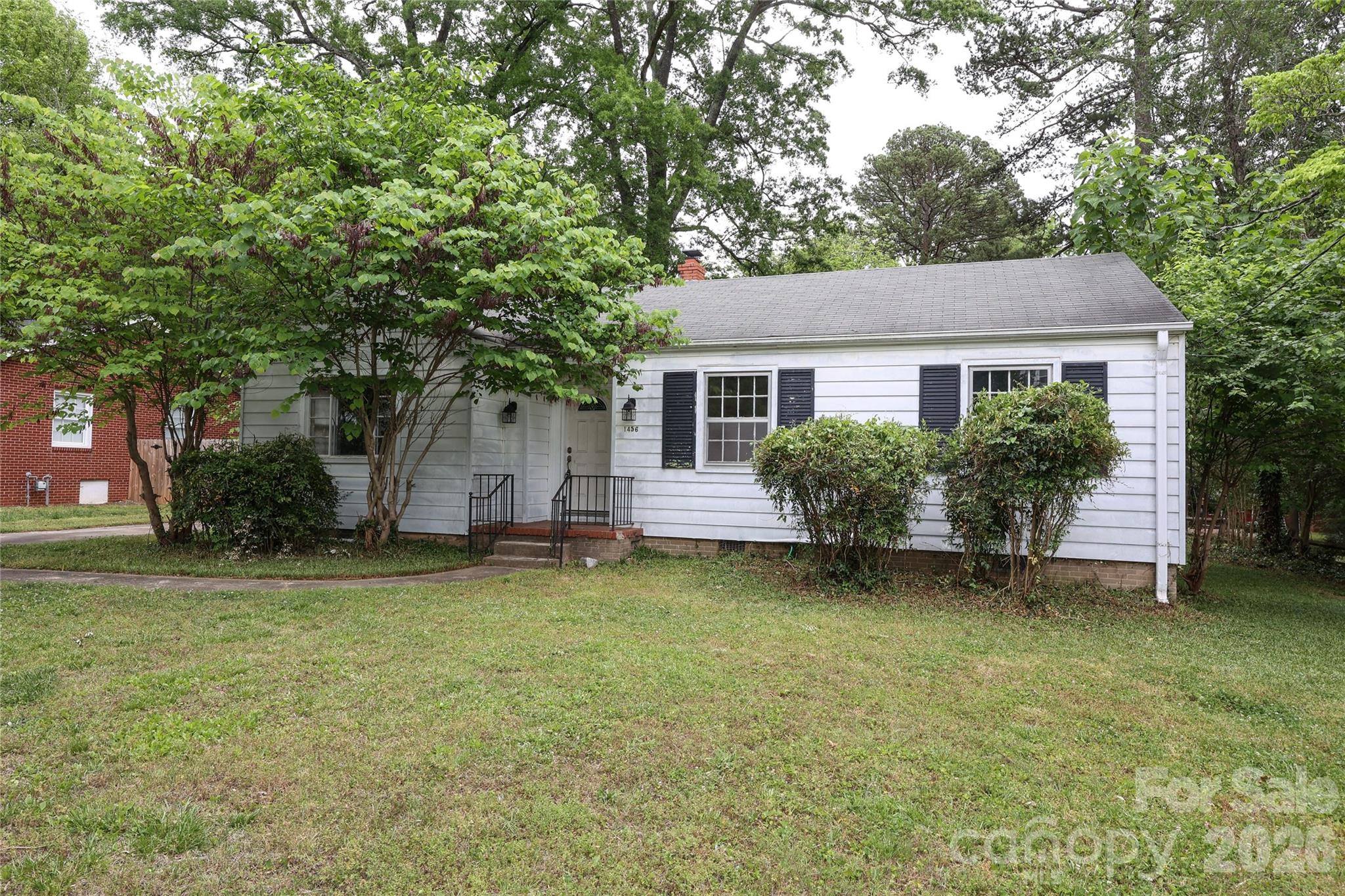 Photo 3 of 1456 Briar Creek Road, Charlotte, NC