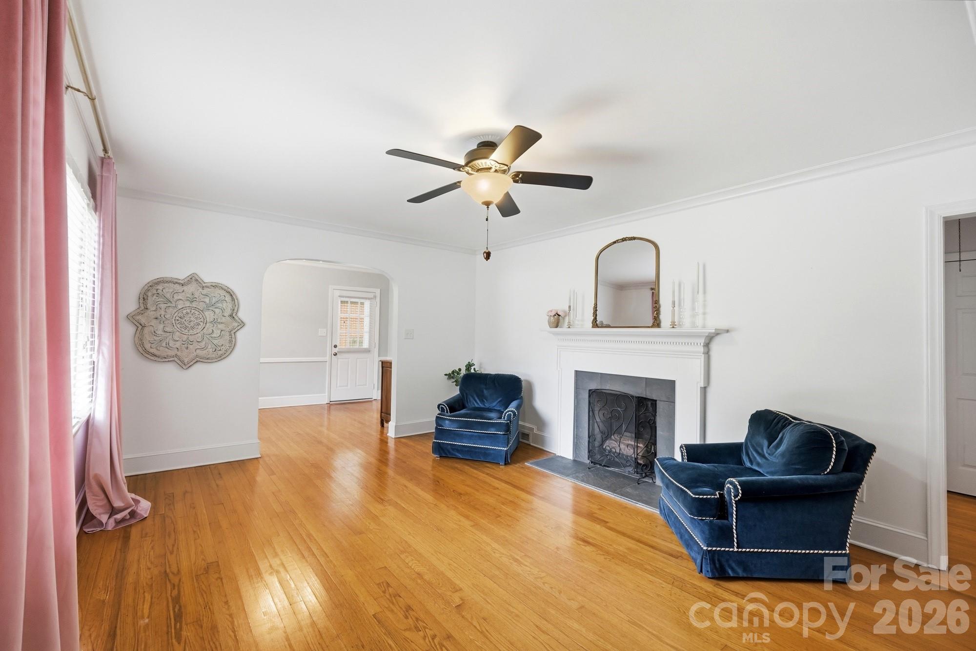 Photo 6 of 7919 Linda Lake Drive, Charlotte, NC