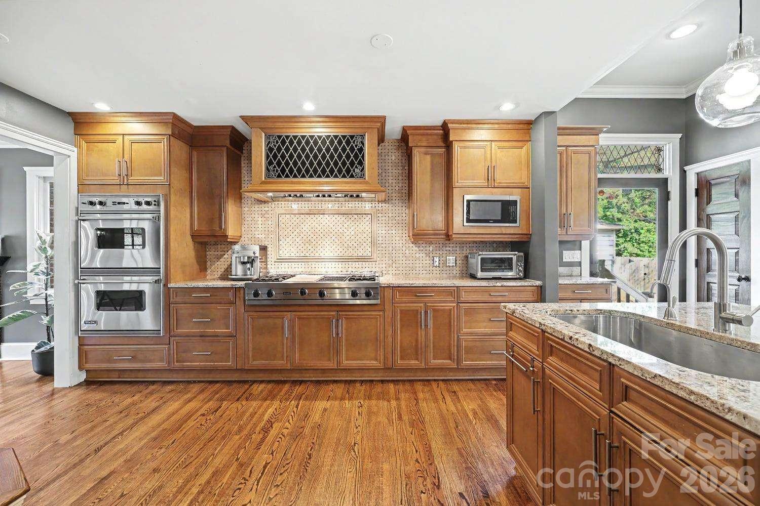 2215 Hassell Place, Charlotte, NC - photo 8 of 26