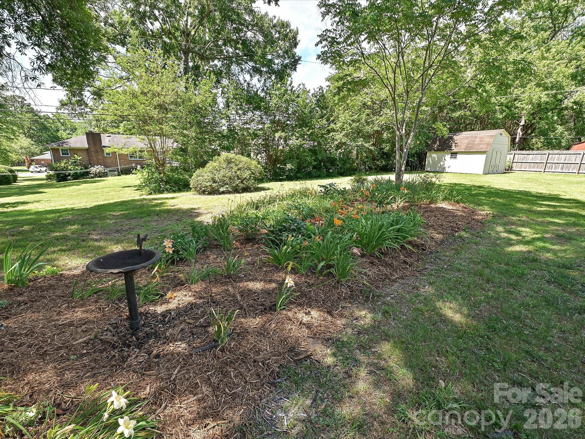Photo 33 of 218 Sturbridge Drive, Charlotte, NC