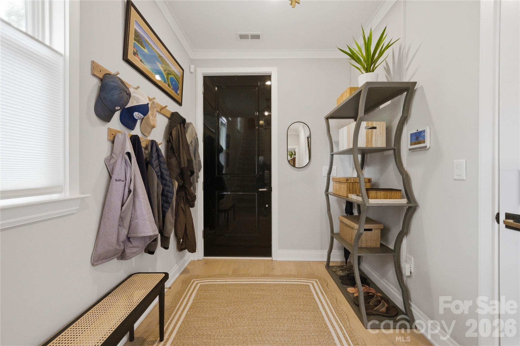 Photo 4 of 3060 Selwyn Avenue, Charlotte, NC
